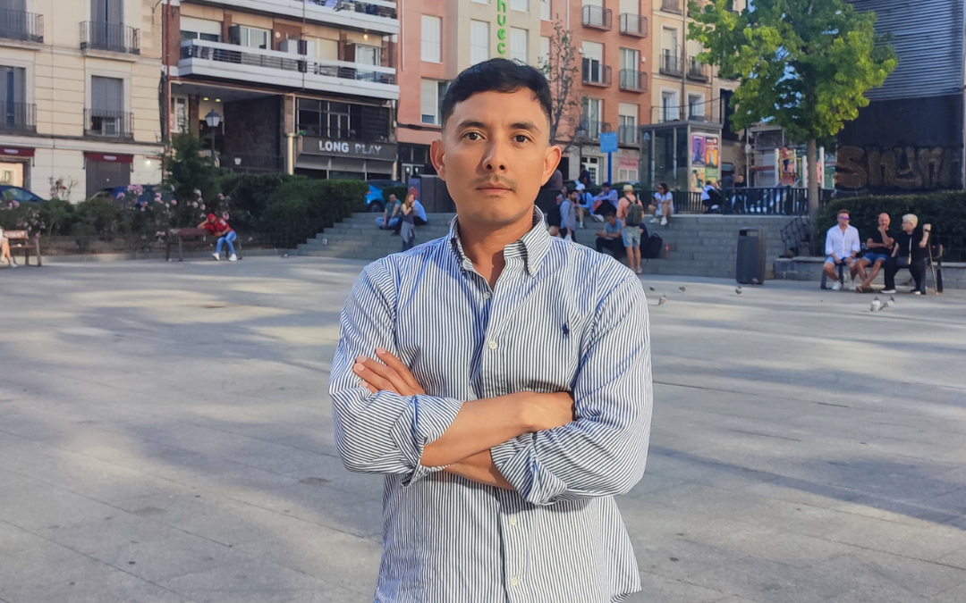 Cuando escribir un libro en el exilio se convierte también en un acto ...